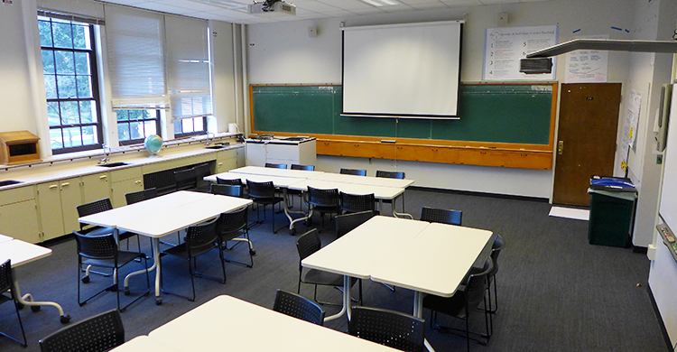 Classrooms | College of Education Technology Center